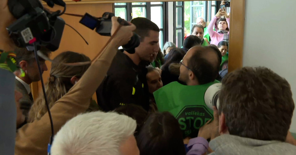 Varios manifestantes de extrema izquierda montan un escrache a la ...
