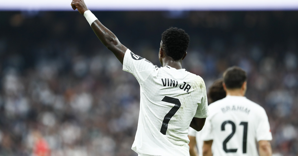 Vinicius vuelve a reivindicar su lucha contra el racismo: «Hemos metido a tres o cuatro en la ...