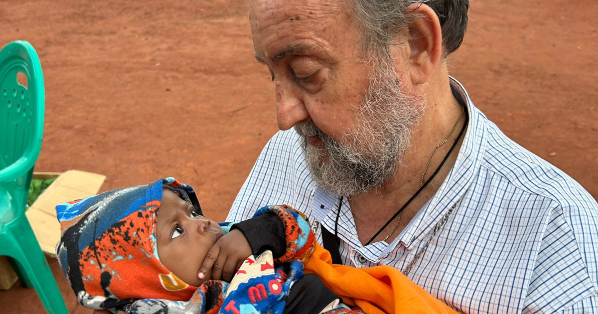 Monseñor Aguirre felicita la Navidad desde el orfanato 'Mama Tongolo'