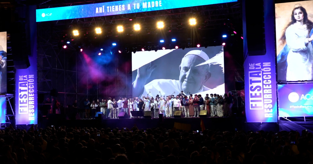 La Salve Rociera pone el broche de oro a la Fiesta de la Resurrección ...