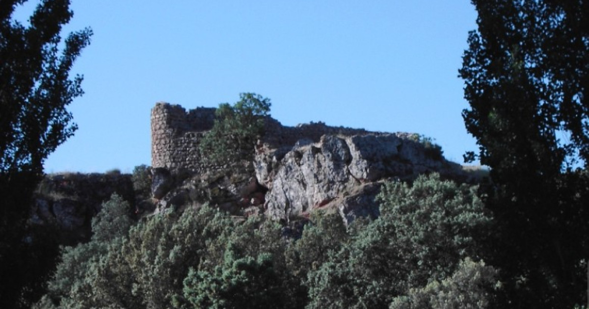 El castillo más «raro» de Castilla-La Mancha: sin torres, escondido en ...