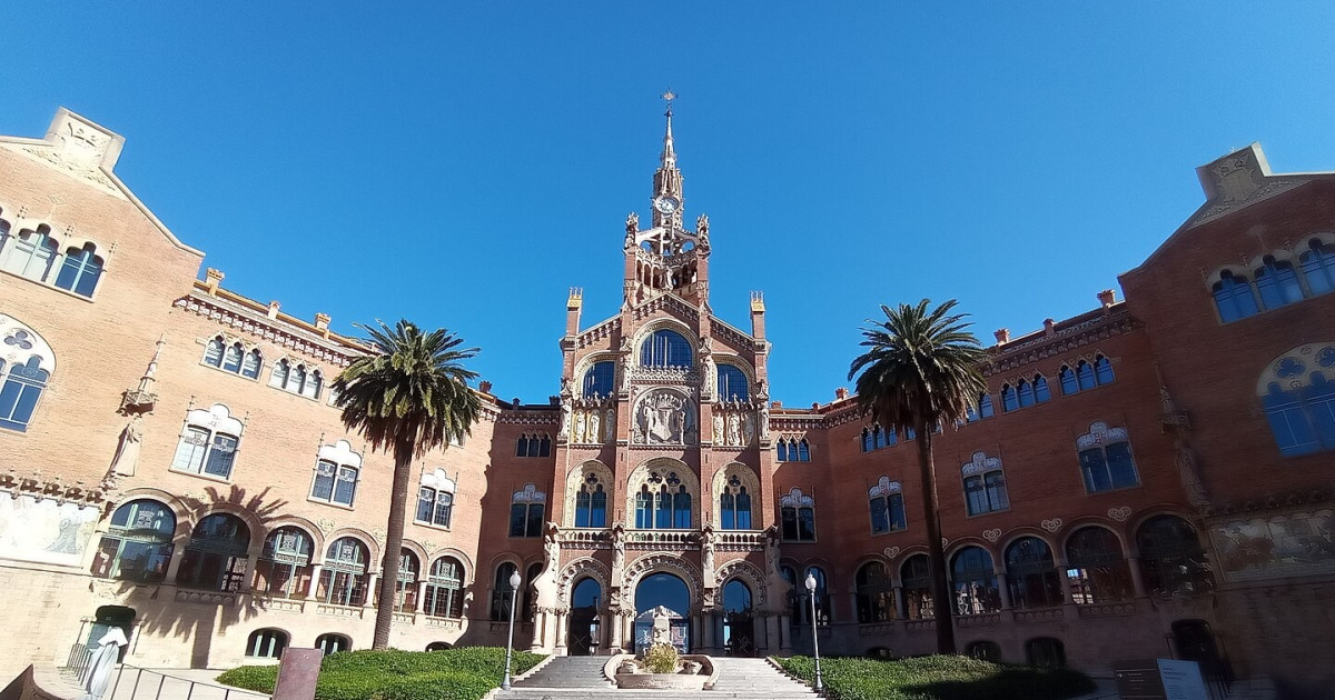 Del último Gaudí al hospital más bonito de Barcelona: 6 edificios ...