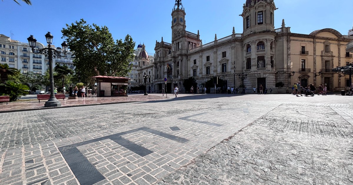 PP y Vox aprueban el topónimo oficial de Valencia en castellano con los ...