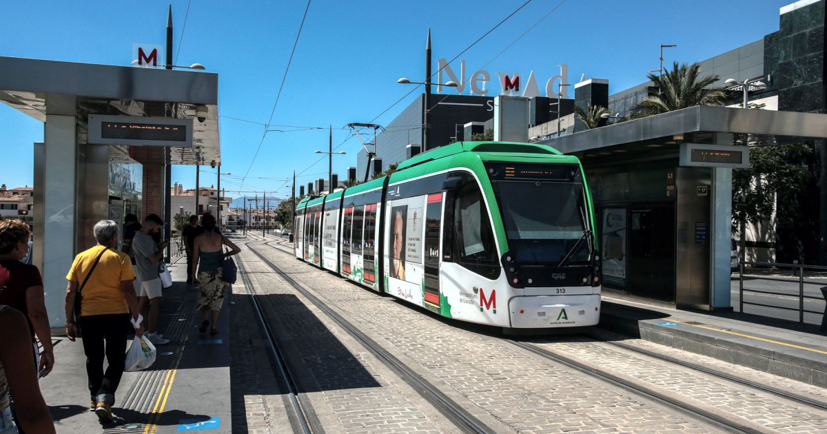 La huelga del Metro de Granada arranca con largas esperas y trenes ...