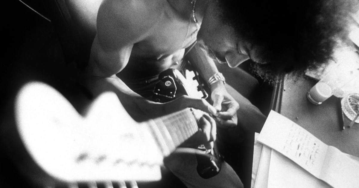La guitarra en llamas de Jimi Hendrix en Monterrey: cuando el fuego ...