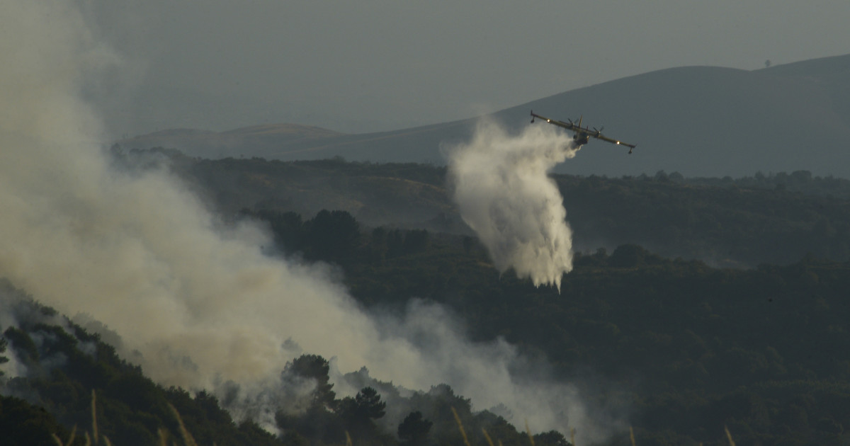 Extinguido El Mayor Incendio Del A o En Galicia Tras Arrasar Casi 579 extinguido-el-mayor-incendio-del-a-o-en-galicia-tras-arrasar-casi-579