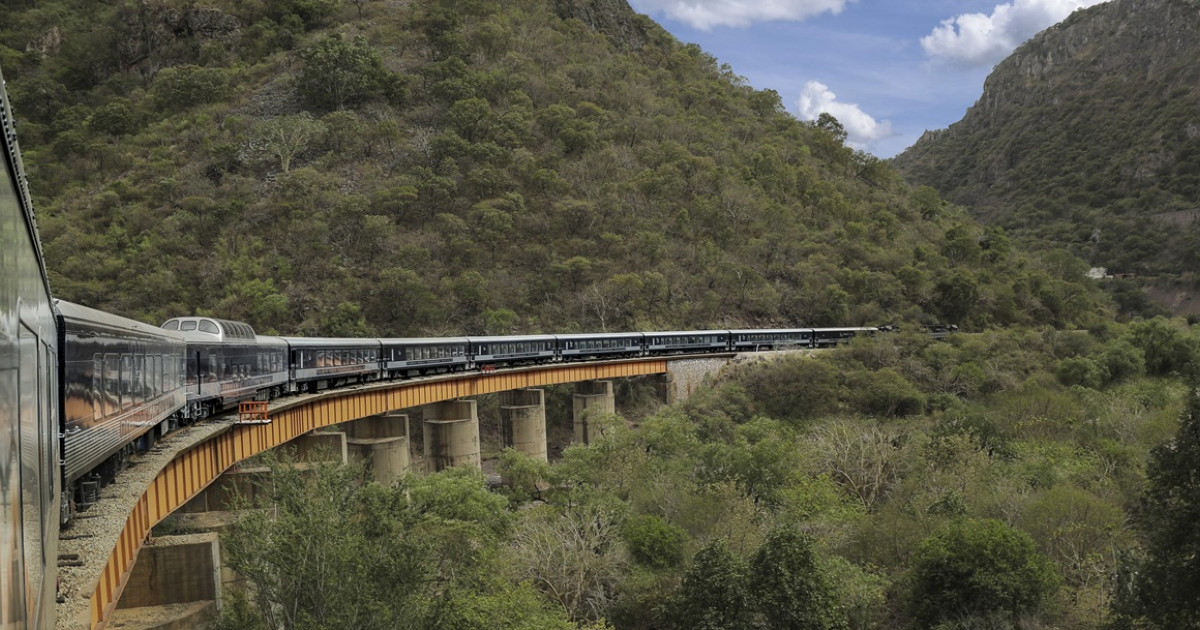 Chepe Express: así es el viaje en tren más lujoso y espectacular de México