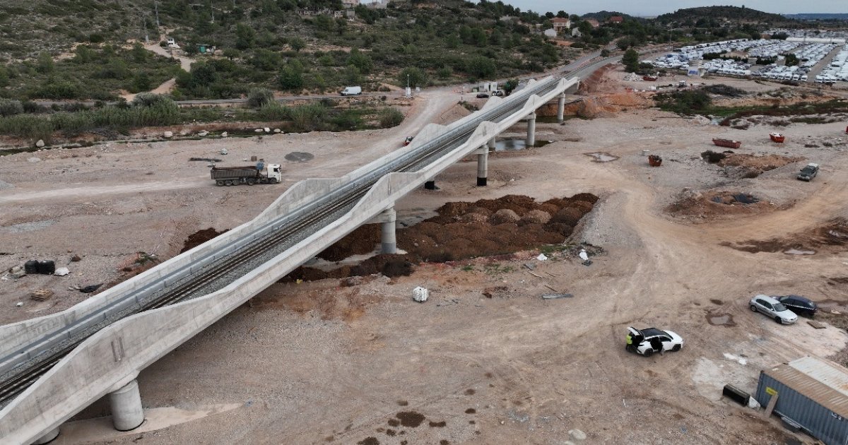 La línea C3 de Cercanías reabre este lunes entre Loriguilla y Buñol ...