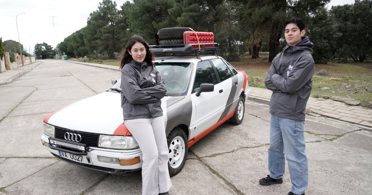 De Valladolid al Sáhara: dos jóvenes hermanos reparten 40 kilos de ...