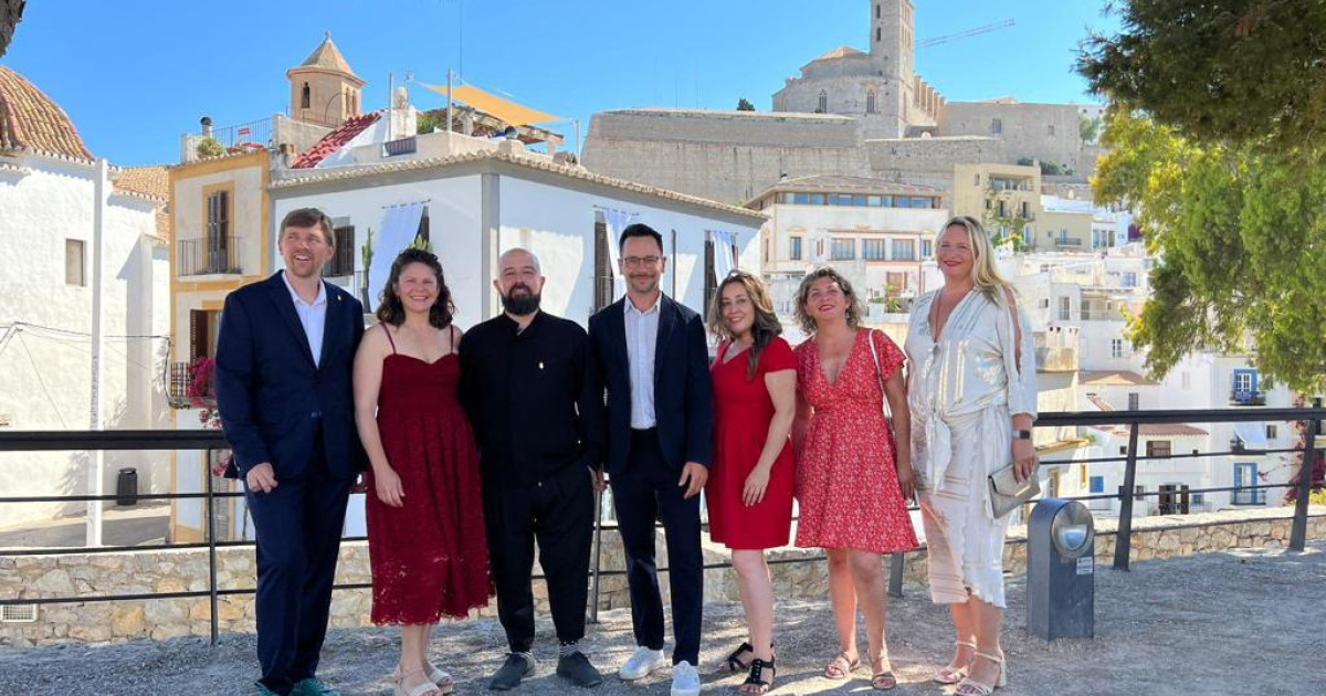 El PSOE de Ibiza evita condenar las fiestas con prostitutas de Tito Berni
