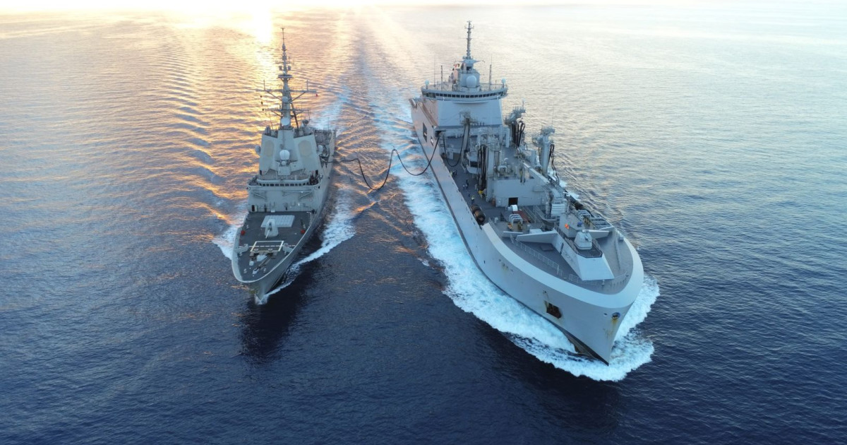 Armada española: Un buque francés reabastece en alta mar a la fragata ...